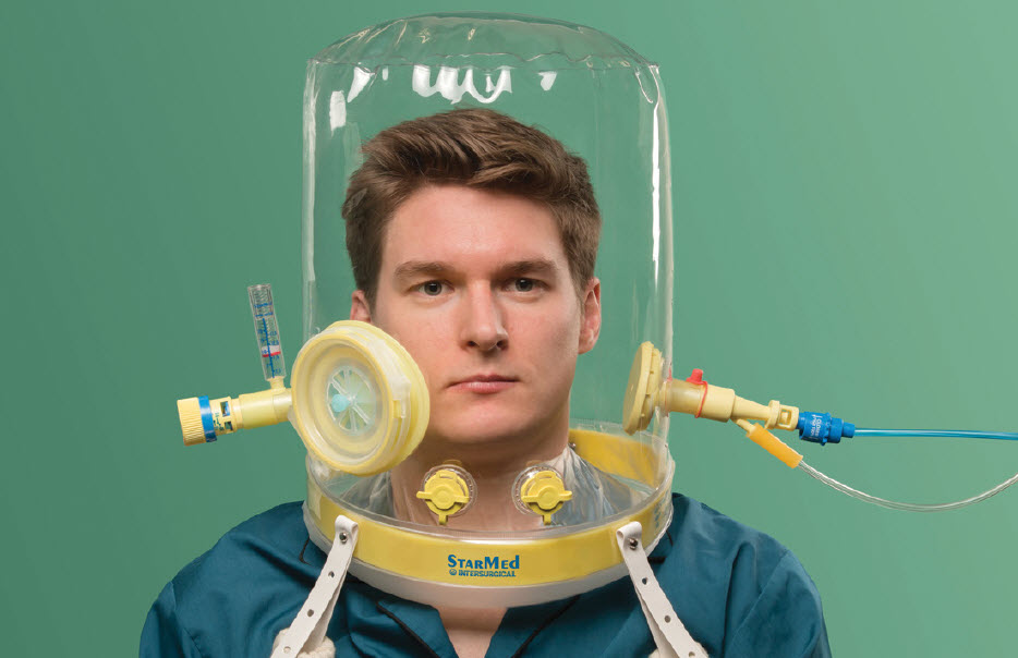 StarMed Ventukit hood with built-in Venturi flow driver for CPAP therapy